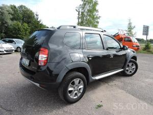 Grey Dacia Duster 2016 in Cesis, with an engine capacity of 1.50 L and mileage of 205 thousand km for 6200 €, photo 4 on AUTOMOTO.COM.LV