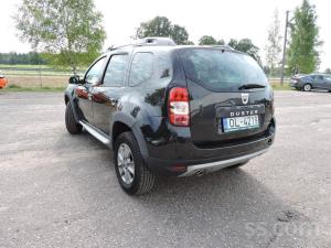 Grey Dacia Duster 2016 in Cesis, with an engine capacity of 1.50 L and mileage of 205 thousand km for 6200 €, photo 5 on AUTOMOTO.COM.LV