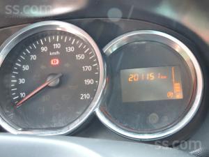 Grey Dacia Duster 2016 in Cesis, with an engine capacity of 1.50 L and mileage of 205 thousand km for 6200 €, photo 11 on AUTOMOTO.COM.LV