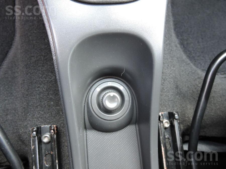 Grey Dacia Duster 2016 in Cesis, with an engine capacity of 1.50 L and mileage of 205 thousand km for 6200 €, photo 12 on AUTOMOTO.COM.LV
