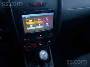 Серый Дачия Duster 2016 в Рига, объемом двигателя 1.20 л и пробегом 355 тыс. км за 4115 €, фото 13 на AUTOMOTO.COM.LV
