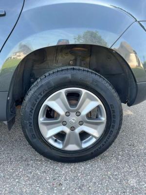 Pelēks Dacia Duster 2016 Utena, ar dzinēja tilpumu 1.20 L un nobraukumu 174 tūkst. km par 5500 €, foto 23 vietnē AUTOMOTO.COM.LV