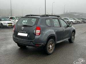 Grey Dacia Duster 2017 in Avizieniai, with an engine capacity of 1.60 L and mileage of 306 thousand km for 4700 €, photo 2 on AUTOMOTO.COM.LV