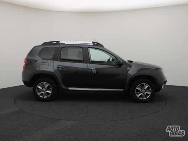 Grey Dacia Duster 2017 in Vilnius, with an engine capacity of 1.20 L and mileage of 105 thousand km for 8699 €, photo 9 on AUTOMOTO.COM.LV