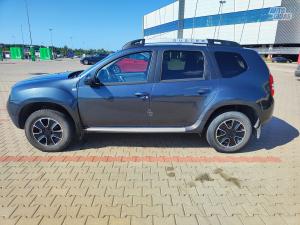 Grey Dacia Duster 2017 in Vilnius, with an engine capacity of 1.60 L and mileage of 94 thousand km for 6500 €, photo  on AUTOMOTO.COM.LV
