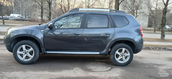 Grey Dacia Duster 2017 in Vilnius, with an engine capacity of 1.60 L and mileage of 63 thousand km for 7700 €, photo 4 on AUTOMOTO.COM.LV
