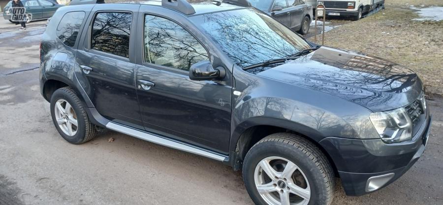 Grey Dacia Duster 2017 in Vilnius, with an engine capacity of 1.60 L and mileage of 63 thousand km for 7700 €, photo 6 on AUTOMOTO.COM.LV