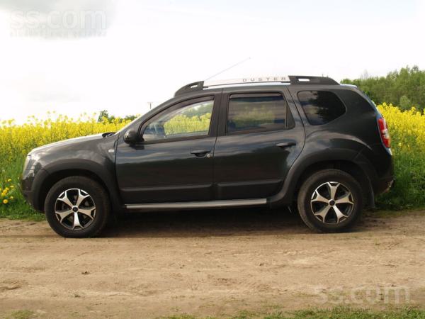 Grey Dacia Duster 2017 in Riga, with an engine capacity of 1.50 L and mileage of 131 thousand km for 10400 €, photo 8 on AUTOMOTO.COM.LV