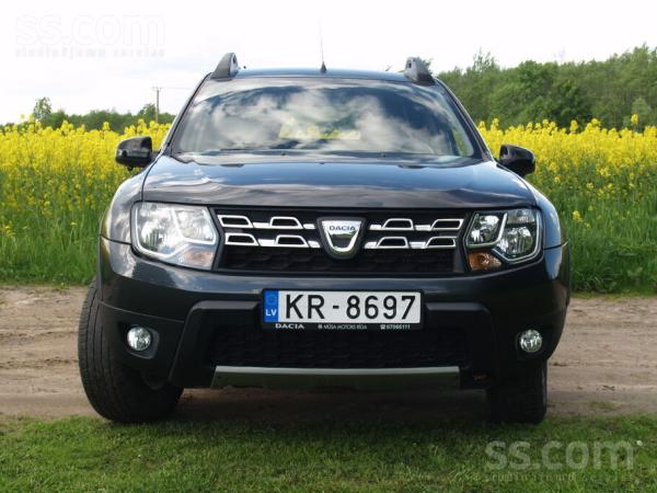 Grey Dacia Duster 2017 in Riga, with an engine capacity of 1.50 L and mileage of 132 thousand km for 9900 €, photo 2 on AUTOMOTO.COM.LV