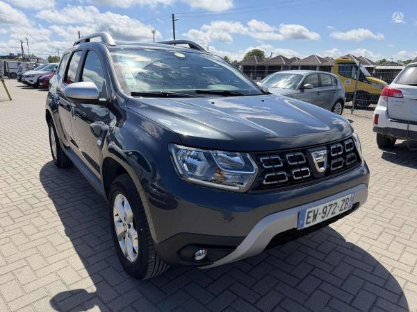 Grey Dacia Duster 2017 in Taurage, with an engine capacity of 1.20 L and mileage of 170 thousand km for 7300 €, photo 3 on AUTOMOTO.COM.LV