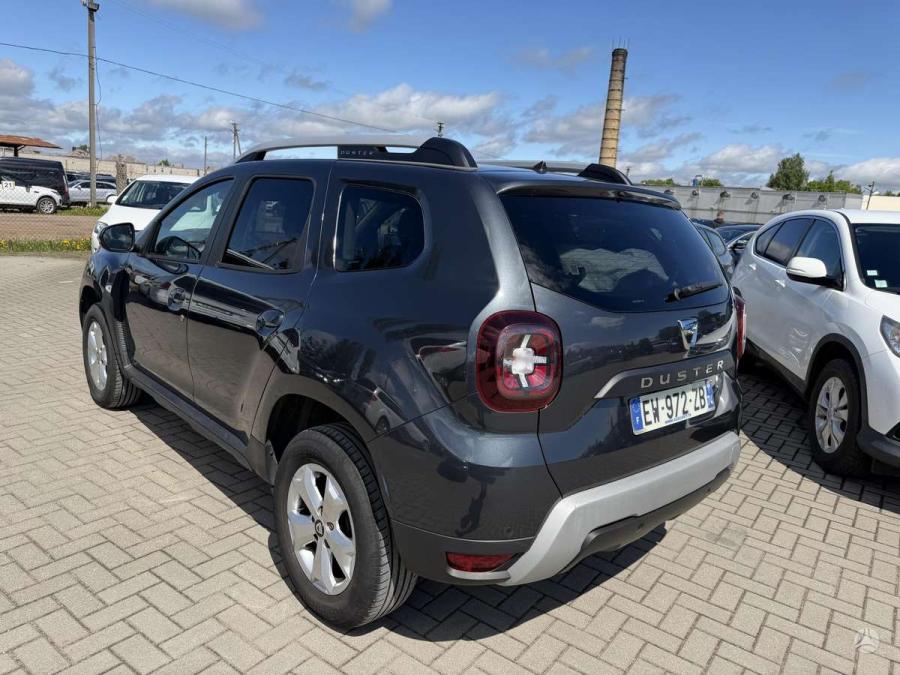 Pelēks Dacia Duster 2017 Tauragė, ar dzinēja tilpumu 1.20 L un nobraukumu 170 tūkst. km par 7300 €, foto 10 vietnē AUTOMOTO.COM.LV
