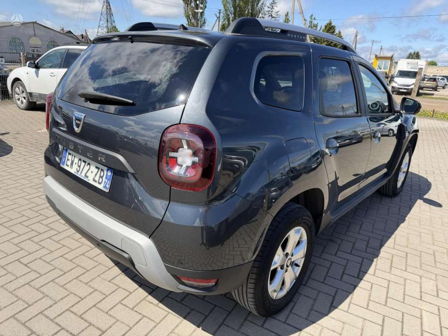 Pelēks Dacia Duster 2017 Tauragė, ar dzinēja tilpumu 1.20 L un nobraukumu 170 tūkst. km par 7300 €, foto 12 vietnē AUTOMOTO.COM.LV