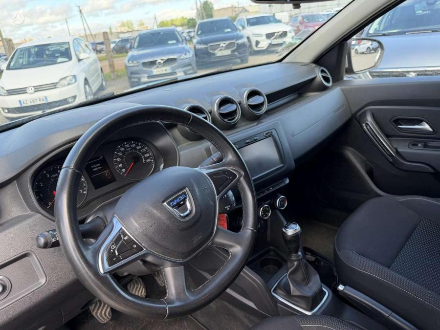 Pelēks Dacia Duster 2017 Tauragė, ar dzinēja tilpumu 1.20 L un nobraukumu 170 tūkst. km par 7300 €, foto 20 vietnē AUTOMOTO.COM.LV