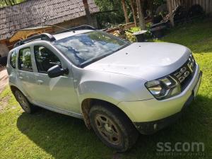 Серый Дачия Duster 2017 в Елгава, объемом двигателя 1.50 л и пробегом 133 тыс. км за 2000 €, фото 3 на AUTOMOTO.COM.LV