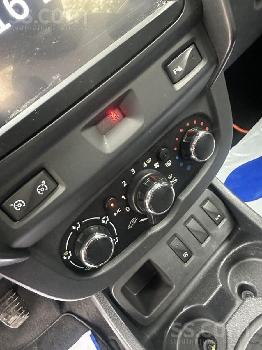 Pelēks Dacia Duster 2017 Cēsis, ar dzinēja tilpumu 1.20 L un nobraukumu 0 tūkst. km par 7400 €, foto 13 vietnē AUTOMOTO.COM.LV
