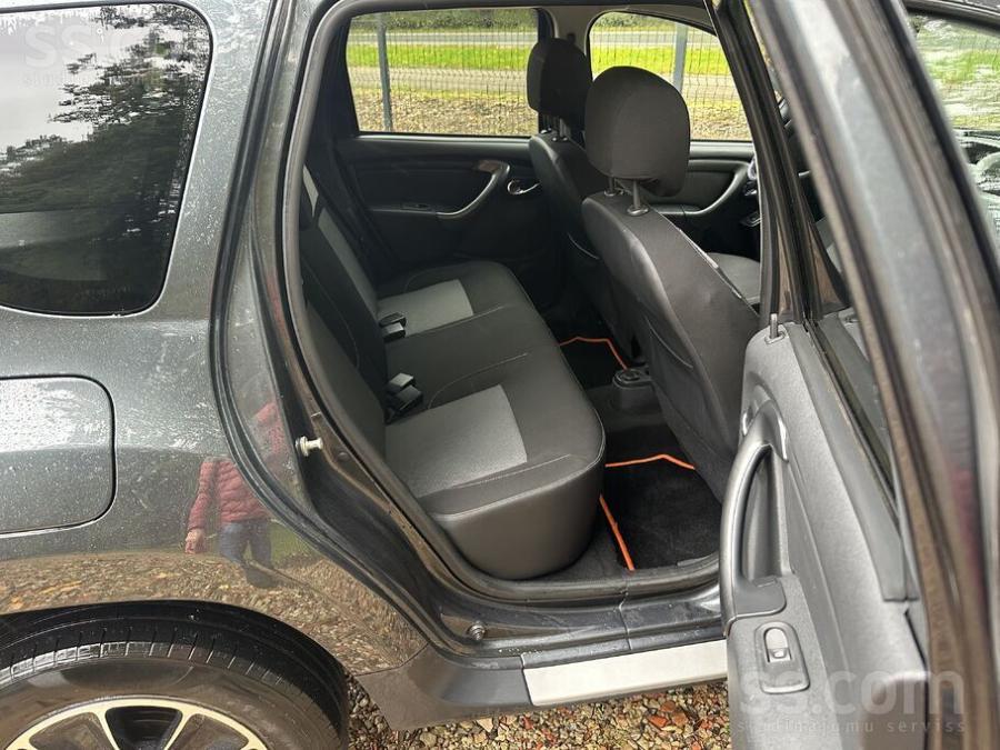 Pelēks Dacia Duster 2017 Cēsis, ar dzinēja tilpumu 1.20 L un nobraukumu 0 tūkst. km par 7400 €, foto 18 vietnē AUTOMOTO.COM.LV