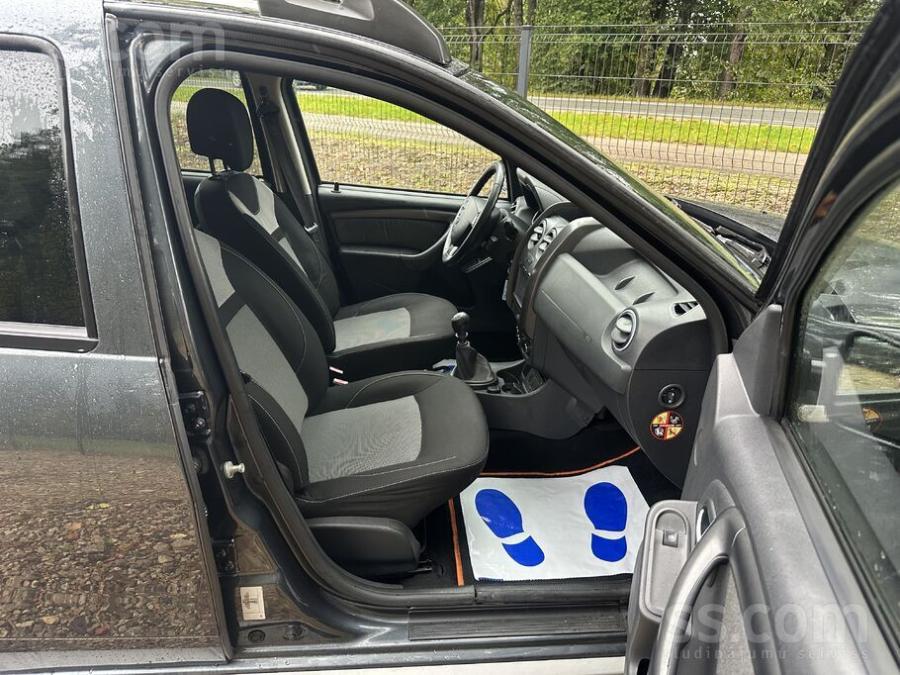 Pelēks Dacia Duster 2017 Cēsis, ar dzinēja tilpumu 1.20 L un nobraukumu 0 tūkst. km par 7400 €, foto 19 vietnē AUTOMOTO.COM.LV