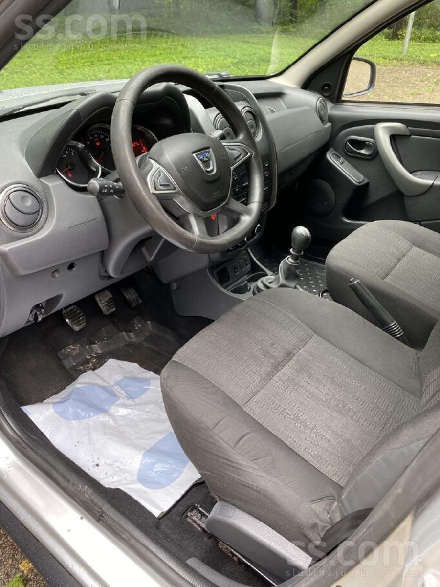 Pelēks Dacia Duster 2017 Rīga, ar dzinēja tilpumu 1.50 L un nobraukumu 0 tūkst. km par 4980 €, foto 7 vietnē AUTOMOTO.COM.LV