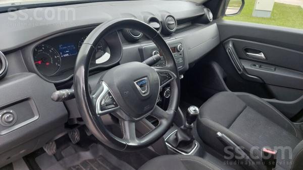 Grey Dacia Duster 2018 in Riga, with an engine capacity of 1.50 L and mileage of 113 thousand km for 7990 €, photo 3 on AUTOMOTO.COM.LV
