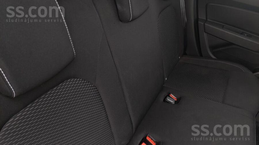 Pelēks Dacia Duster 2018 Rīga, ar dzinēja tilpumu 1.50 L un nobraukumu 113 tūkst. km par 7990 €, foto 9 vietnē AUTOMOTO.COM.LV