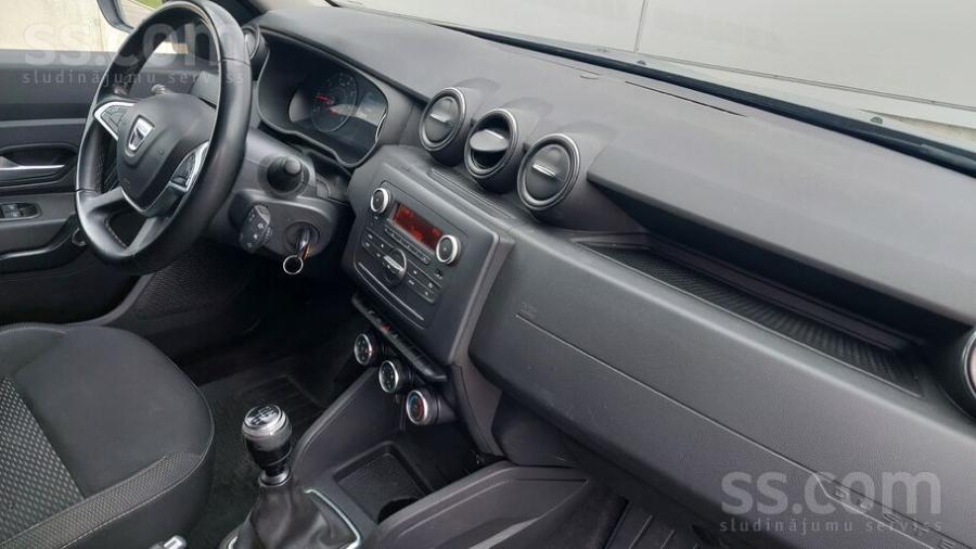 Pelēks Dacia Duster 2018 Rīga, ar dzinēja tilpumu 1.50 L un nobraukumu 113 tūkst. km par 7990 €, foto 12 vietnē AUTOMOTO.COM.LV
