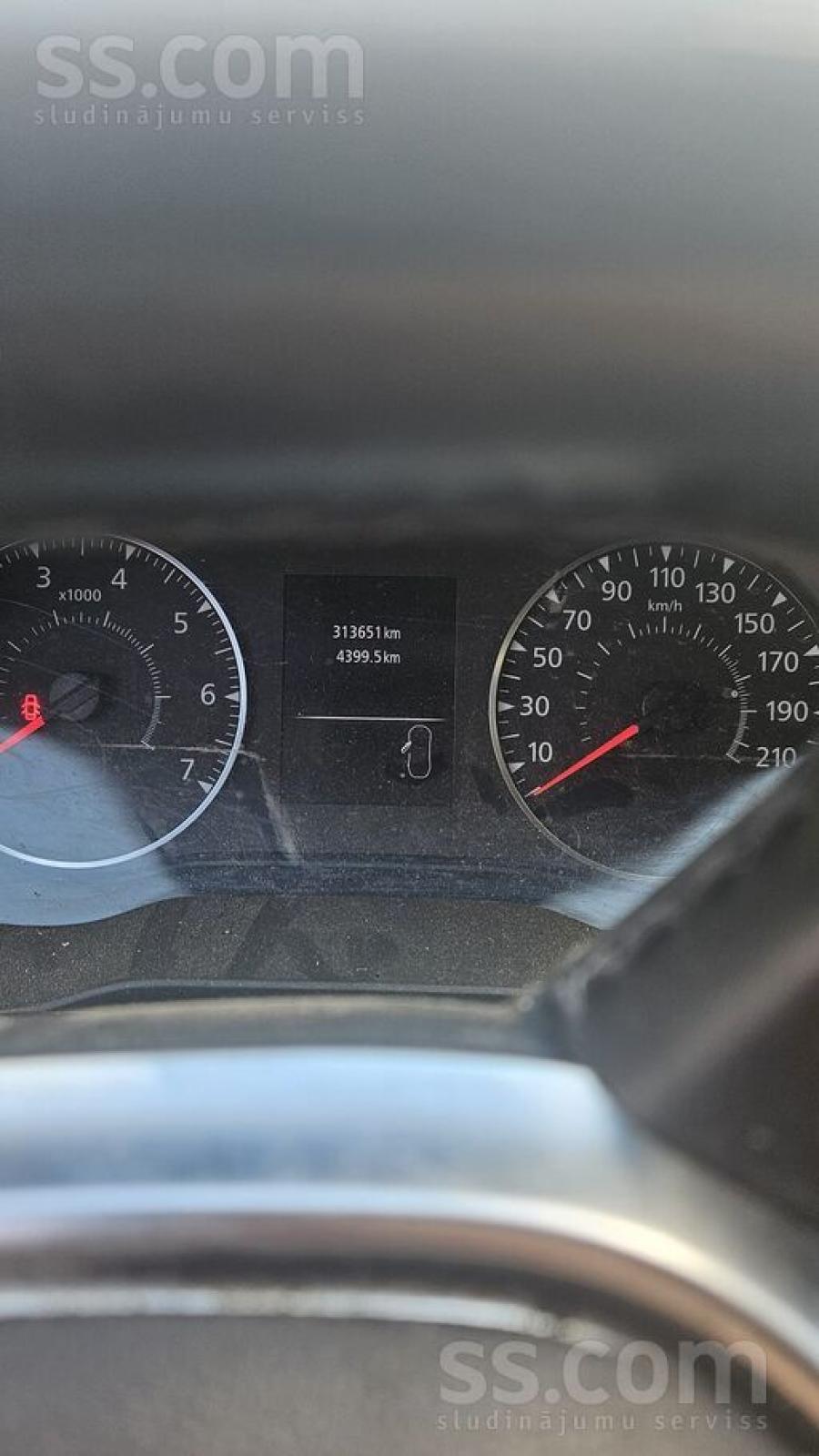 Grey Dacia Duster 2018 in Balvi, with an engine capacity of 1.50 L and mileage of 314 thousand km for 4500 €, photo 11 on AUTOMOTO.COM.LV