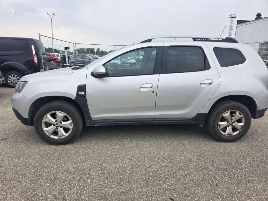 Grey Dacia Duster 2018 in Marijampole, with an engine capacity of 1.46 L and mileage of 265 thousand km for 7200 €, photo 3 on AUTOMOTO.COM.LV