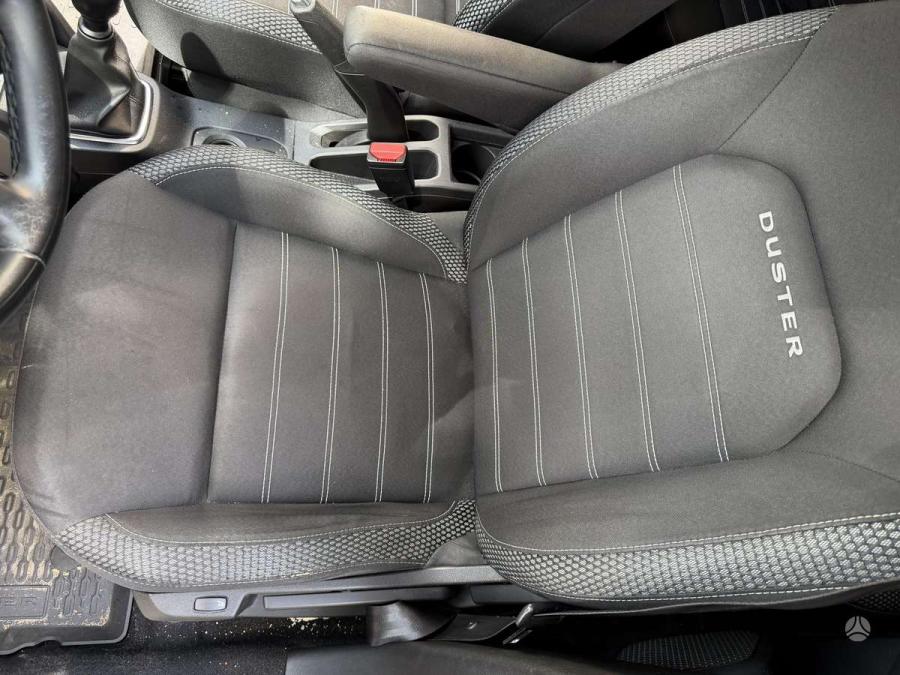 Pelēks Dacia Duster 2019 Alīta, ar dzinēja tilpumu 1.60 L un nobraukumu 215 tūkst. km par 7200 €, foto 12 vietnē AUTOMOTO.COM.LV
