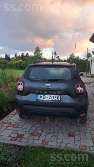 Grey Dacia Duster 2019 in Ogre, with an engine capacity of 1.60 L and mileage of 134 thousand km for 8000 €, photo 5 on AUTOMOTO.COM.LV