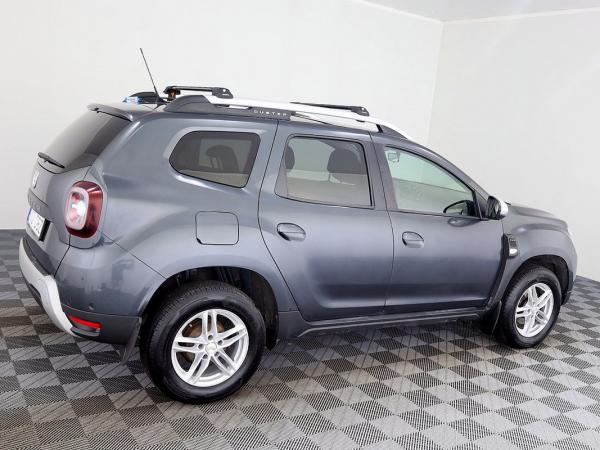 Grey Dacia Duster 2019 in Tallinn, with an engine capacity of 1.60 L and mileage of 255 thousand km for 5999 €, photo 3 on AUTOMOTO.COM.LV