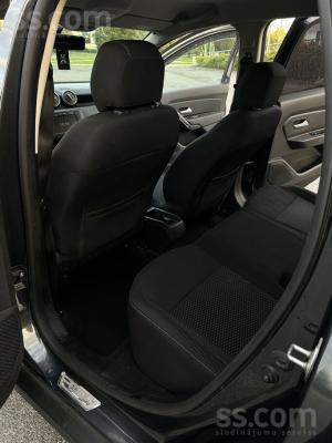 Серый Дачия Duster 2019 в Рига, объемом двигателя 1.60 л и пробегом 142 тыс. км за 9900 €, фото 8 на AUTOMOTO.COM.LV