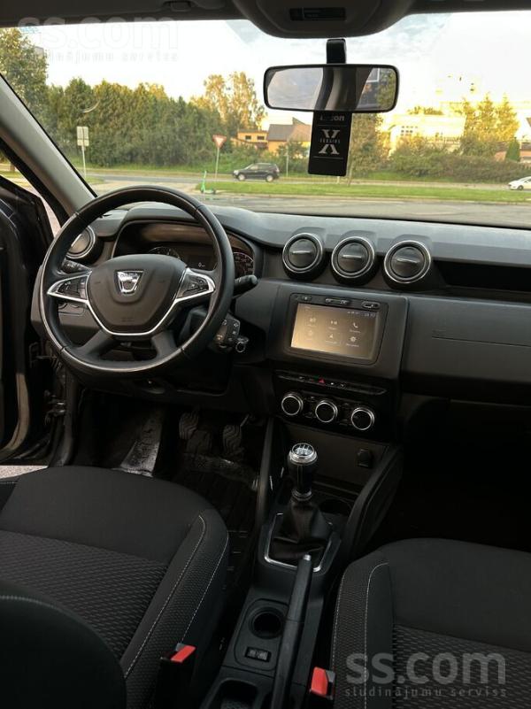 Дачия Duster 2019 в Рига на AUTOMOTO.COM.LV Серый Дачия Duster 2019 в Рига, объемом двигателя 1.60 л и пробегом 142 тыс. км за 9900 €, фото 5 на AUTOMOTO.COM.LV