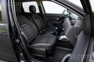 Grey Dacia Duster 2020 in Riga, with an engine capacity of 1.50 L and mileage of 147 thousand km for 9450 €, photo 8 on AUTOMOTO.COM.LV