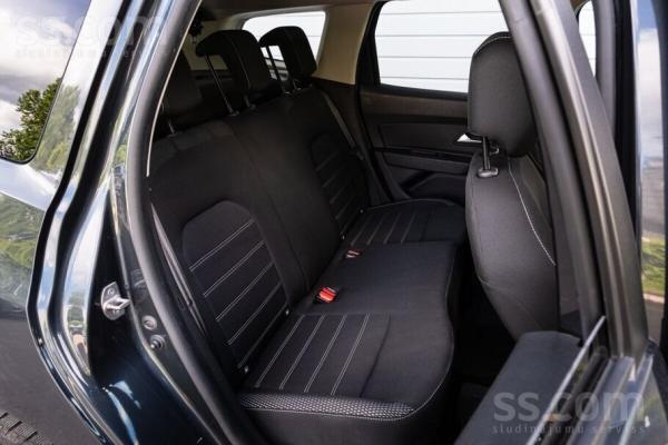 Grey Dacia Duster 2020 in Riga, with an engine capacity of 1.50 L and mileage of 147 thousand km for 9450 €, photo 8 on AUTOMOTO.COM.LV