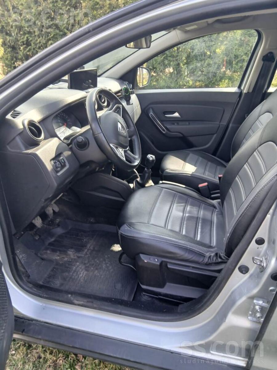 Grey Dacia Duster 2020 in Jekabpils, with an engine capacity of 1.60 L and mileage of 59 thousand km for 13000 €, photo 8 on AUTOMOTO.COM.LV