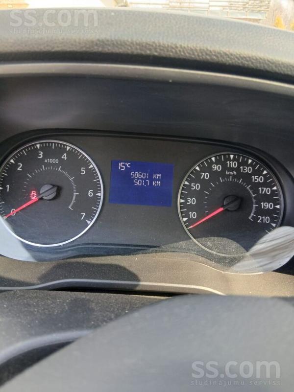 Grey Dacia Duster 2020 in Jekabpils, with an engine capacity of 1.60 L and mileage of 59 thousand km for 13000 €, photo 8 on AUTOMOTO.COM.LV