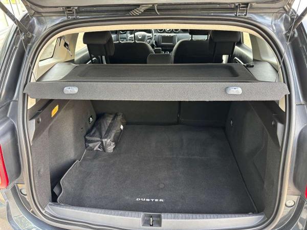 Grey Dacia Duster 2020 in Siauliai, with an engine capacity of 1.00 L and mileage of 70 thousand km for 12500 €, photo 11 on AUTOMOTO.COM.LV