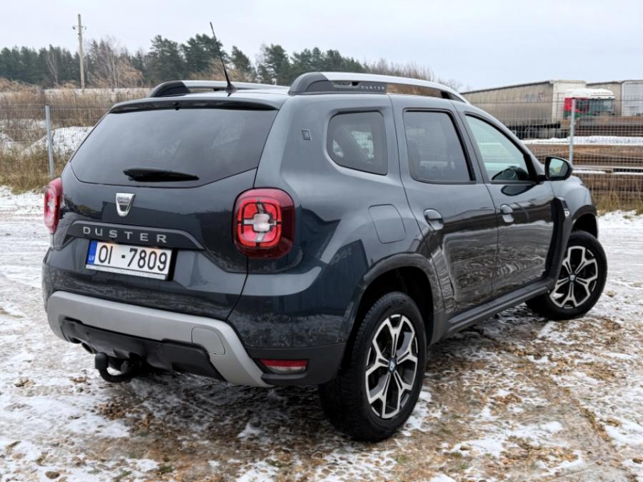 Grey Dacia Duster 2021 in Riga, with an engine capacity of 1.50 L and mileage of 140 thousand km for 12995 €, photo 4 on AUTOMOTO.COM.LV