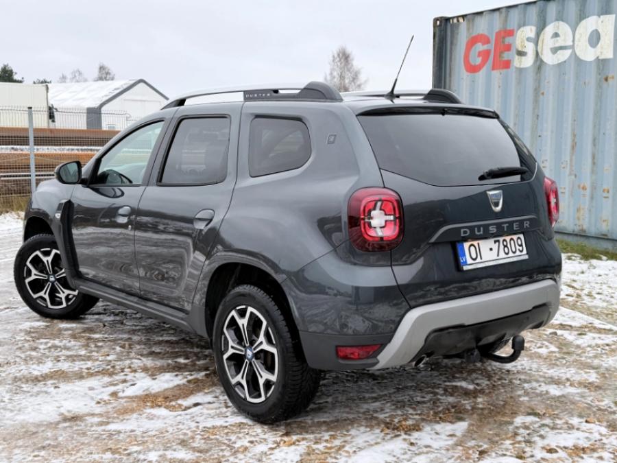 Grey Dacia Duster 2021 in Riga, with an engine capacity of 1.50 L and mileage of 140 thousand km for 12995 €, photo 6 on AUTOMOTO.COM.LV