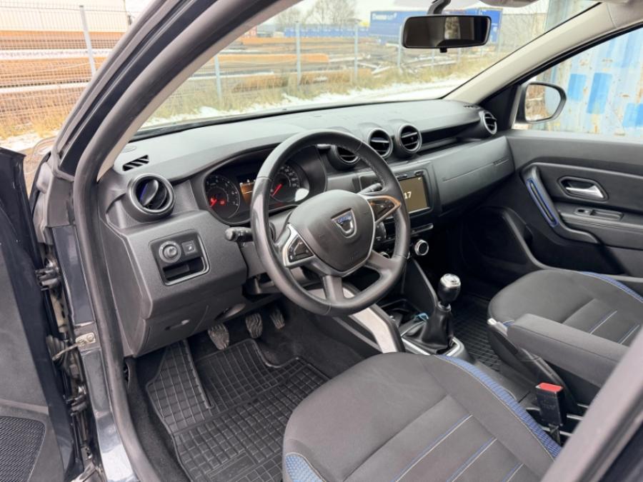 Grey Dacia Duster 2021 in Riga, with an engine capacity of 1.50 L and mileage of 140 thousand km for 12995 €, photo 12 on AUTOMOTO.COM.LV