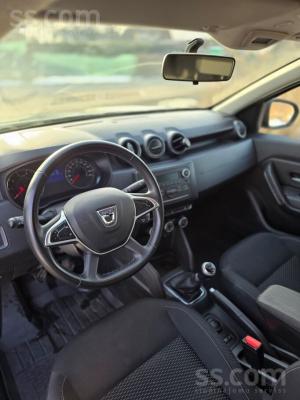 Grey Dacia Duster 2021 in Riga, with an engine capacity of 1.50 L and mileage of 128 thousand km for 12900 €, photo 4 on AUTOMOTO.COM.LV