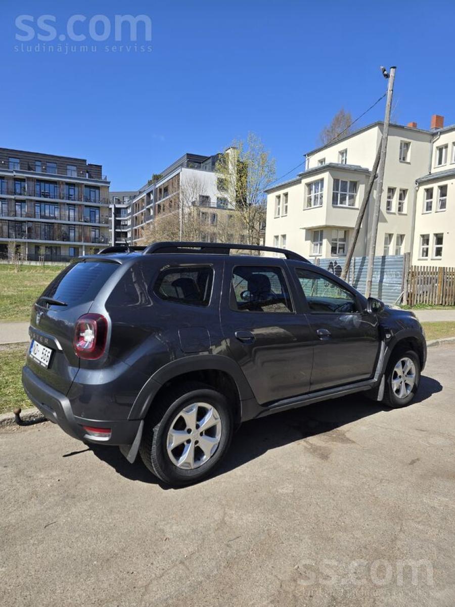 Grey Dacia Duster 2021 in Riga, with an engine capacity of 1.50 L and mileage of 128 thousand km for 12900 €, photo 9 on AUTOMOTO.COM.LV