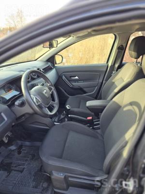 Grey Dacia Duster 2021 in Riga, with an engine capacity of 1.50 L and mileage of 128 thousand km for 12900 €, photo 18 on AUTOMOTO.COM.LV
