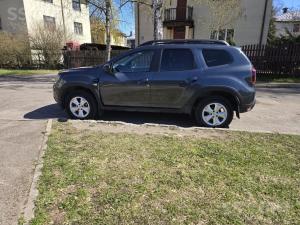 Grey Dacia Duster 2021 in Riga, with an engine capacity of 1.50 L and mileage of 128 thousand km for 12900 €, photo 21 on AUTOMOTO.COM.LV