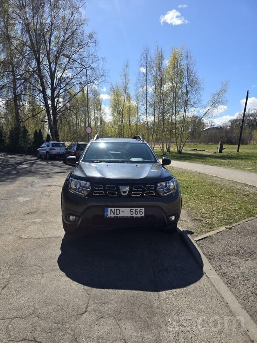 Grey Dacia Duster 2021 in Riga, with an engine capacity of 1.50 L and mileage of 128 thousand km for 12900 €, photo 22 on AUTOMOTO.COM.LV