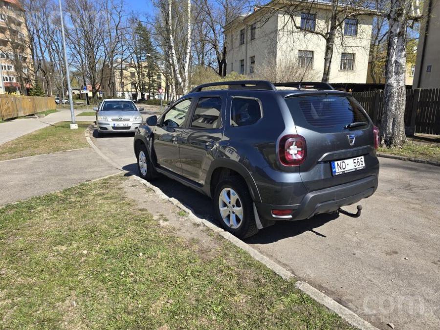 Grey Dacia Duster 2021 in Riga, with an engine capacity of 1.50 L and mileage of 128 thousand km for 12900 €, photo 23 on AUTOMOTO.COM.LV