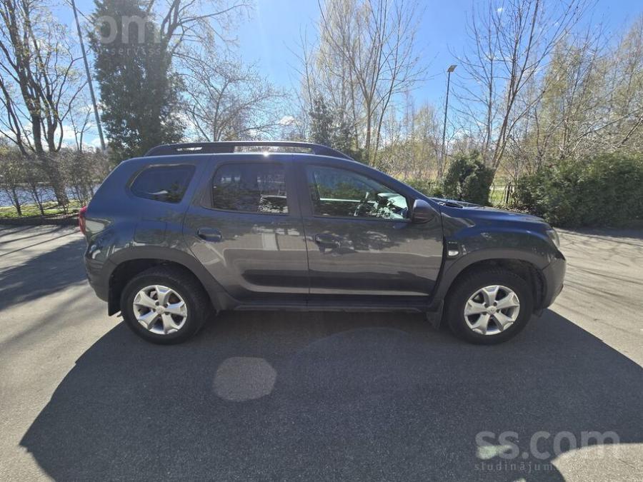 Grey Dacia Duster 2021 in Riga, with an engine capacity of 1.50 L and mileage of 128 thousand km for 12900 €, photo 25 on AUTOMOTO.COM.LV