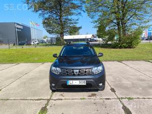 Pelēks Dacia Duster 2021 Rīga, ar dzinēja tilpumu 1.00 L un nobraukumu 232 tūkst. km par 6450 €, foto  vietnē AUTOMOTO.COM.LV