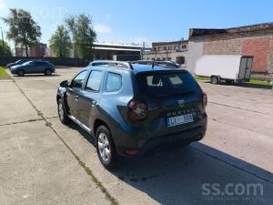Pelēks Dacia Duster 2021 Rīga, ar dzinēja tilpumu 1.00 L un nobraukumu 232 tūkst. km par 6450 €, foto 4 vietnē AUTOMOTO.COM.LV