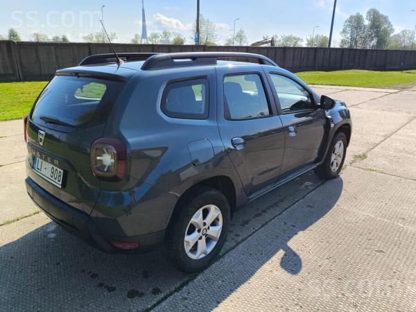 Pelēks Dacia Duster 2021 Rīga, ar dzinēja tilpumu 1.00 L un nobraukumu 232 tūkst. km par 6450 €, foto 4 vietnē AUTOMOTO.COM.LV